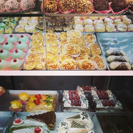 Bar Pasticceria 2000, Castellammare del Golfo - Menù, prezzi ...